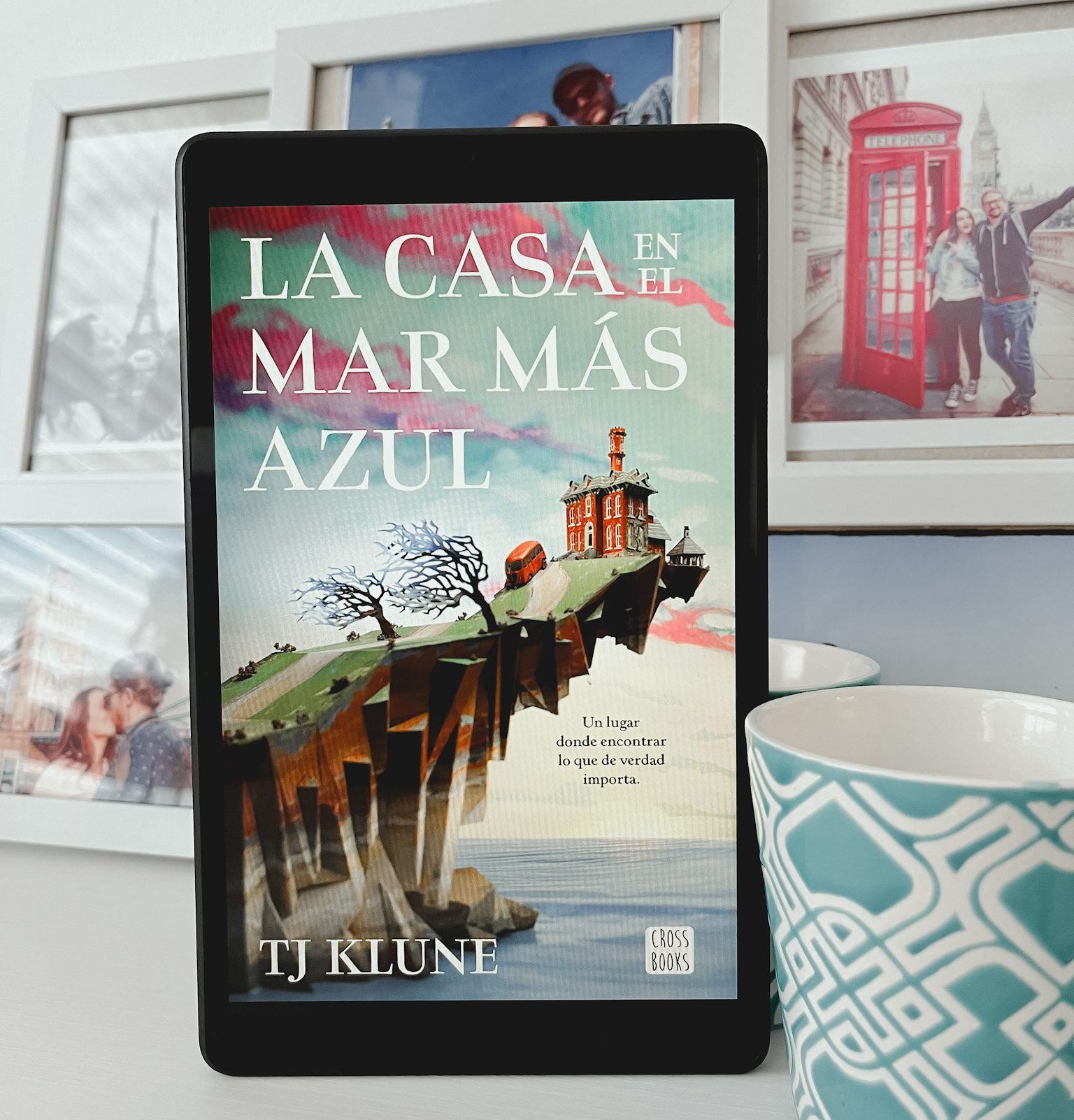 La Casa En El Mar Más Azul |?Reseña| - De Library Is Open